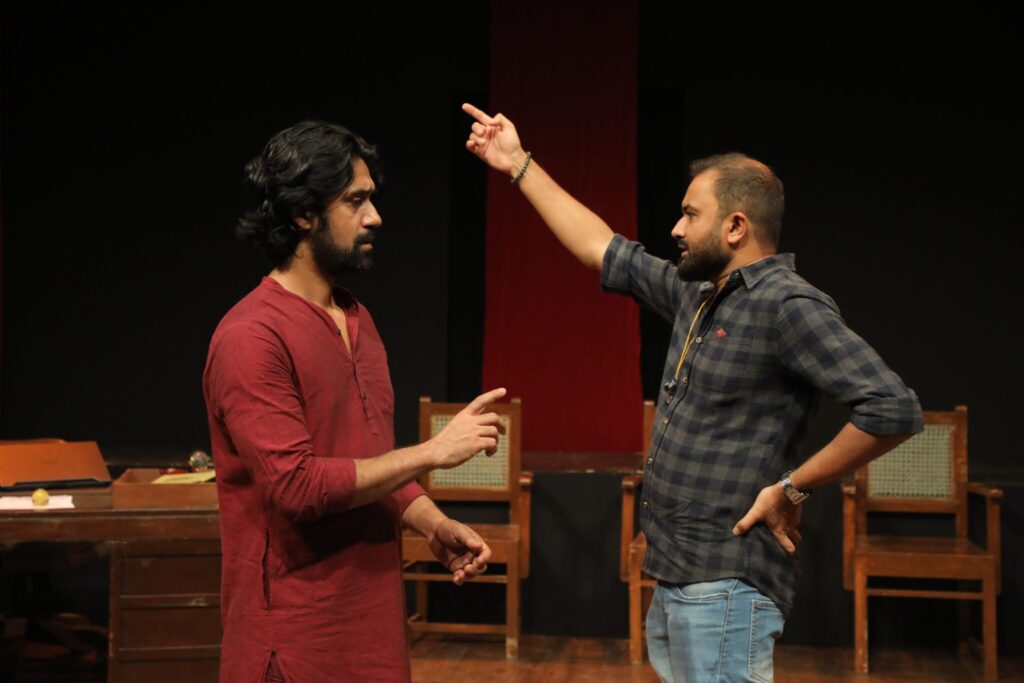 How to Use Dialogue in Acting to Enhance Character Development